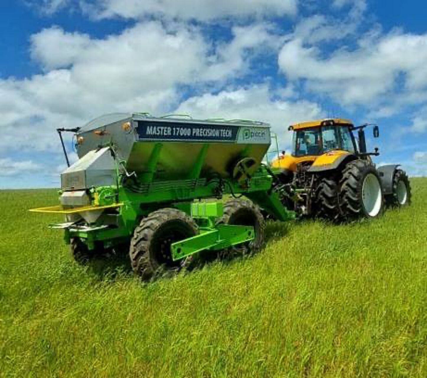 Piccin mostra máquinas para preparo do solo no 36º Show Rural Coopavel - AgroRevenda